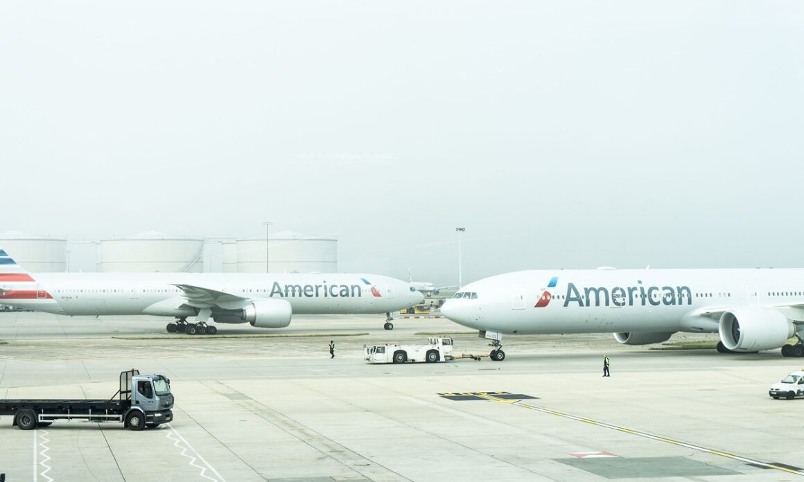 Kostenloser Oneworld Ruby und Sapphire Status bei American AAdvantage ...